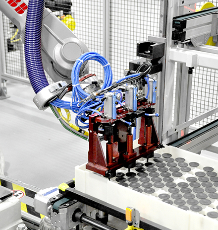 Innovación Flexible de Automatización para el Ensamble de Powertrain